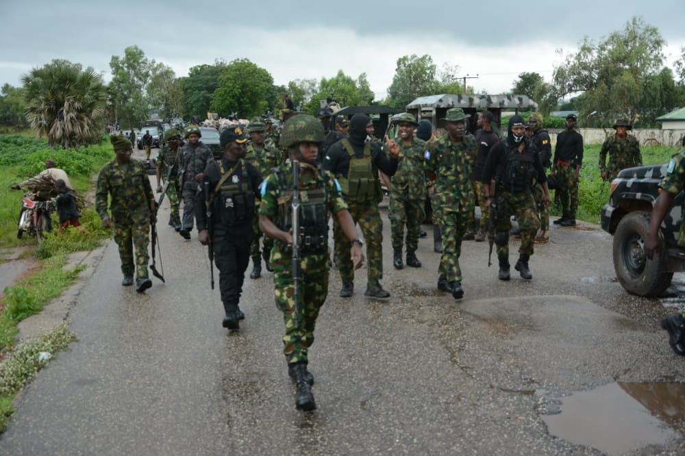MEDAL PARADE: Nigerian Army Troops in Yobe Commended - PRNigeria News