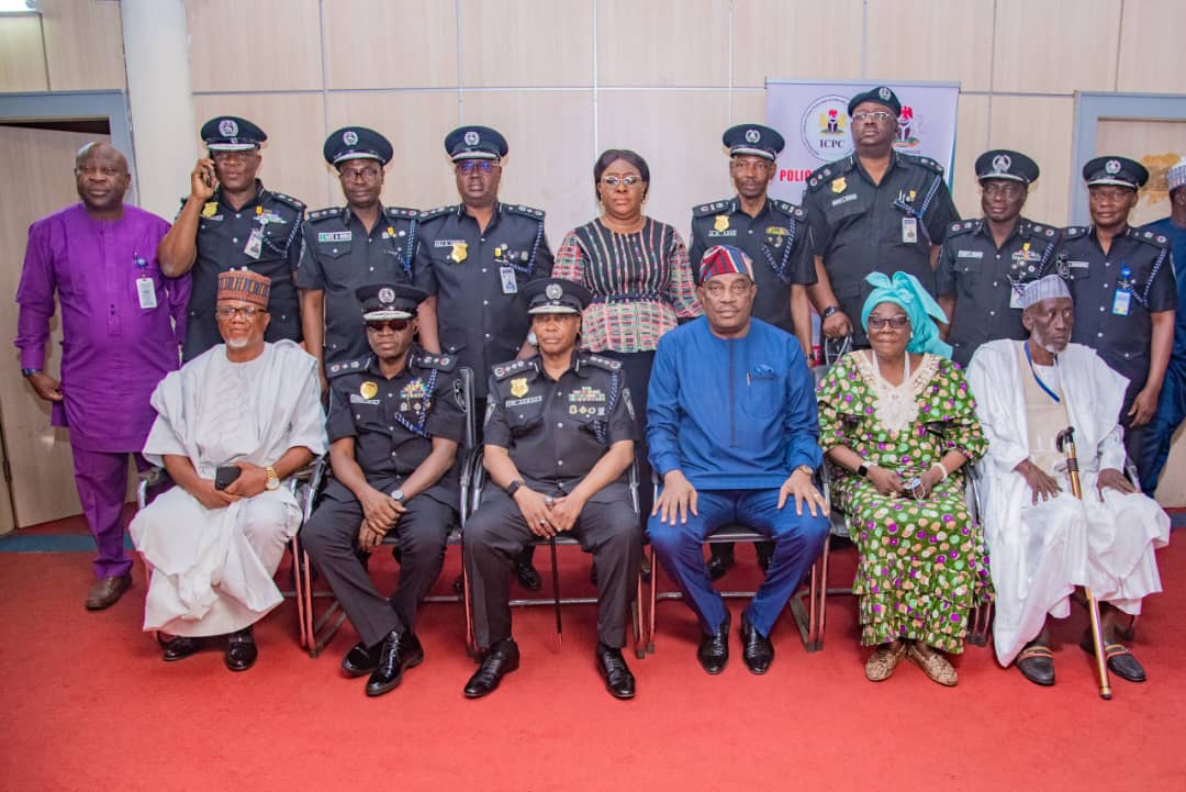 Police Boss Visit New PSC Chairman Solomon Arase - PRNigeria News