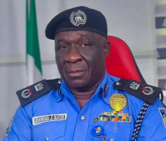 Delta Police Eliminate Kidnapping Suspect, Arrest Notorious Gang ...